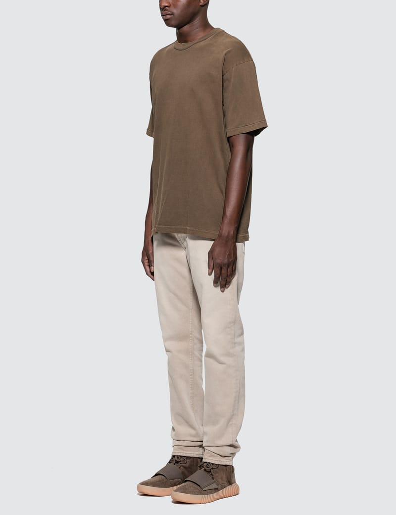 Yeezy Season 6 Classic T Shirt 2025 | www.levitan.com Yeezy Season 6 Classic T Shirt 2025 | www.levitan.com