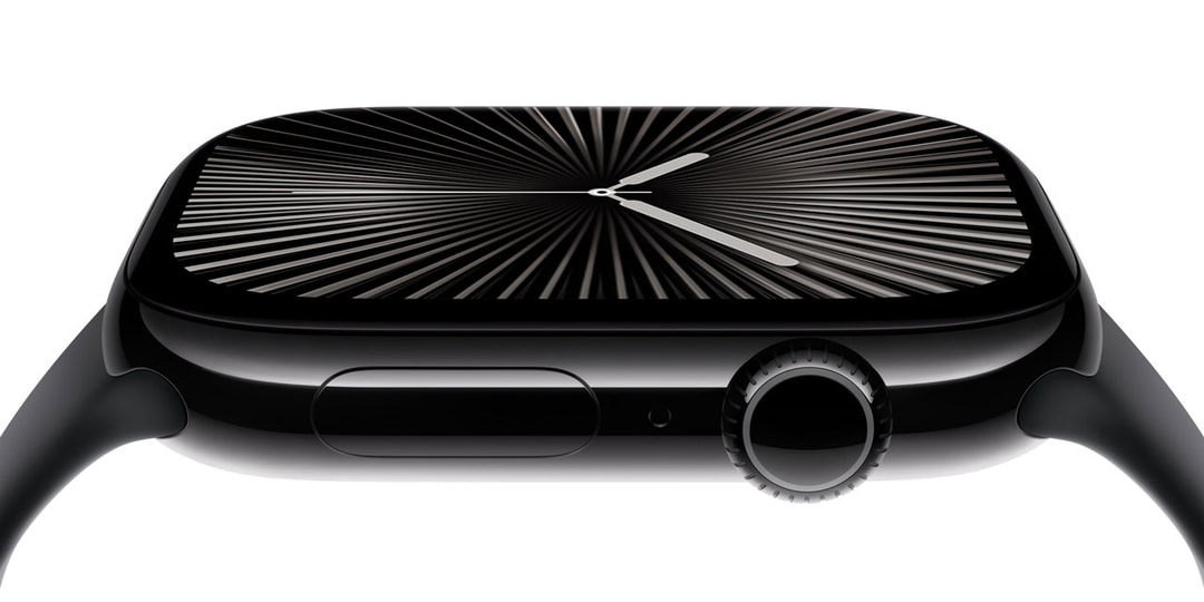 Apple Files Patent for Watch With Foldable Screens and Cameras | Hypebeast