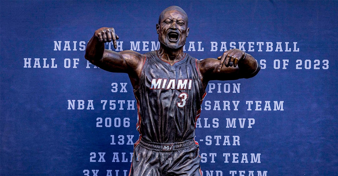 Dwyane Wade 紀念雕像正式於 Miami Heat 主場落成 | Hypebeast