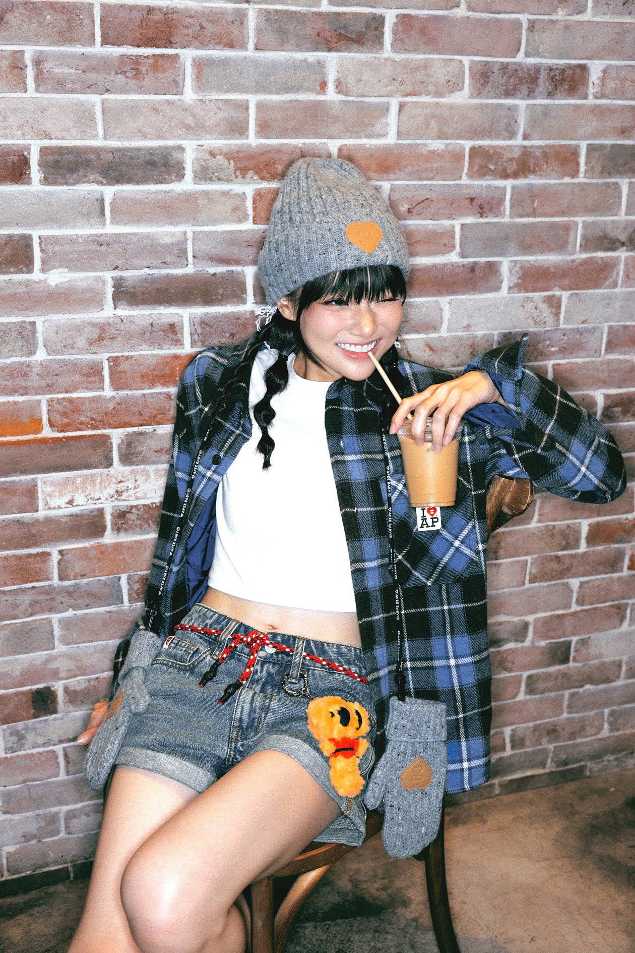 APEE by A BATHING APE®： BAPE® 宇宙中為 GEN Z 少女而生的獨特變奏 | Hypebeast