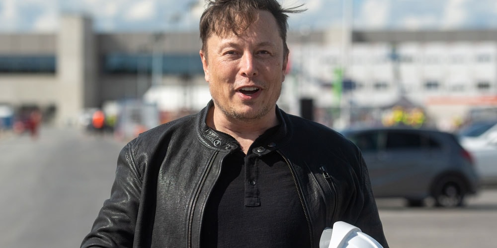 Elon Musk Asks Artists for "Awesome Graffiti" | Hypebeast
