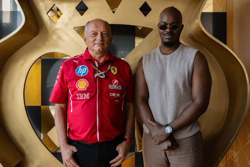 舉杯致敬閃電維修 — Chivas Regal 向 F1 Scuderia Ferrari HP 幕後英雄致意 | Hypebeast