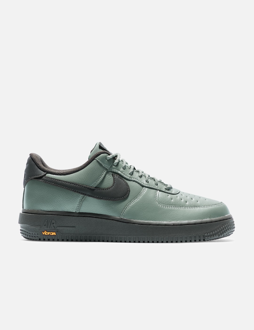 Nike Air Force 1 GORE-TEX - Waterproof leather AF1 with Vibram outsole ...
