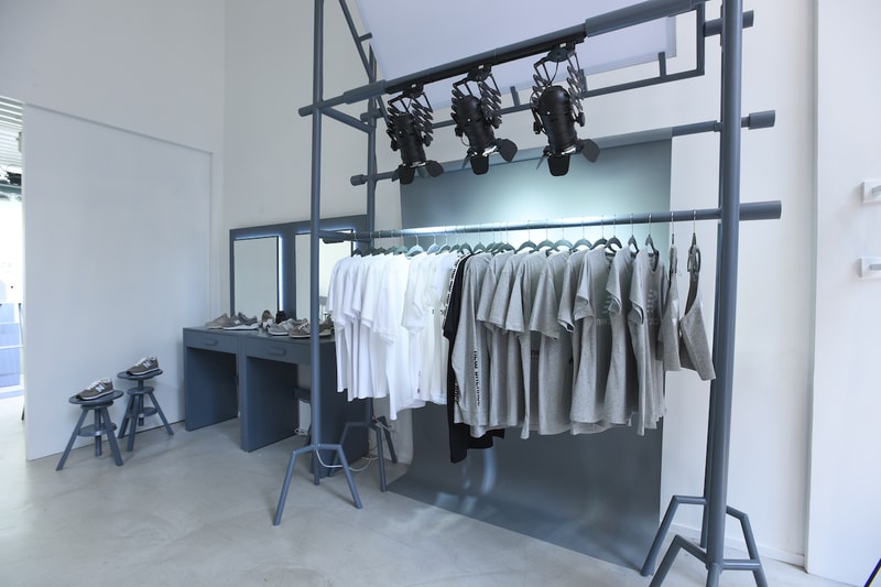 灰調水泥空間－走進 New Balance 期間限定 The Grey Store | Hypebeast