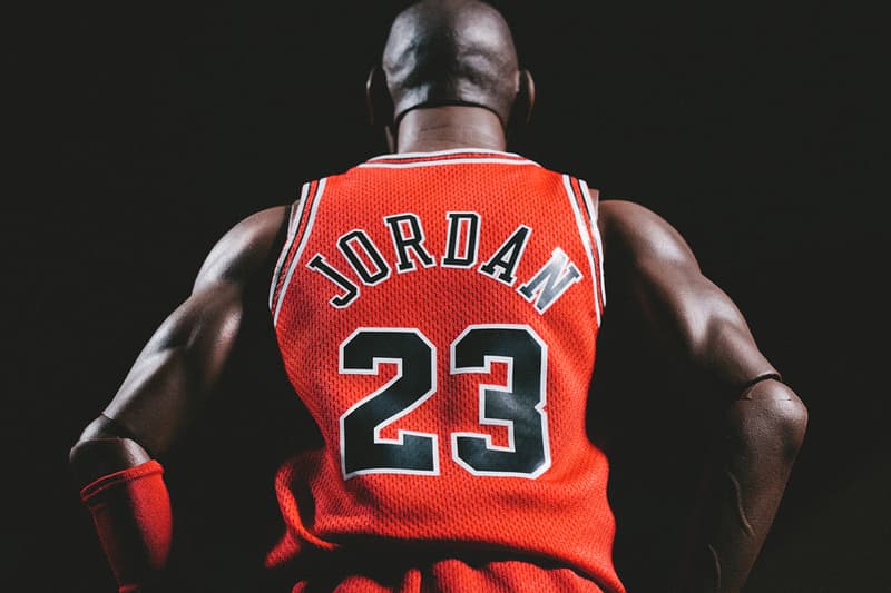ENTERBAY HD Masterpiece 1/4th Scale Michael Jordan Action Figure ...