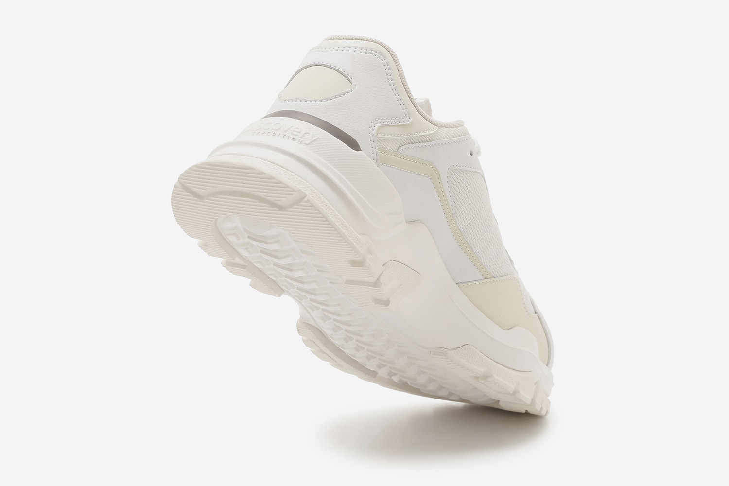 Discovery Expedition Bucket Dwalker Sneaker Lookbook | HYPEBEAST