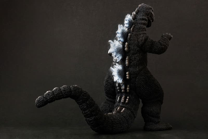 Godzilla 1975 Suit