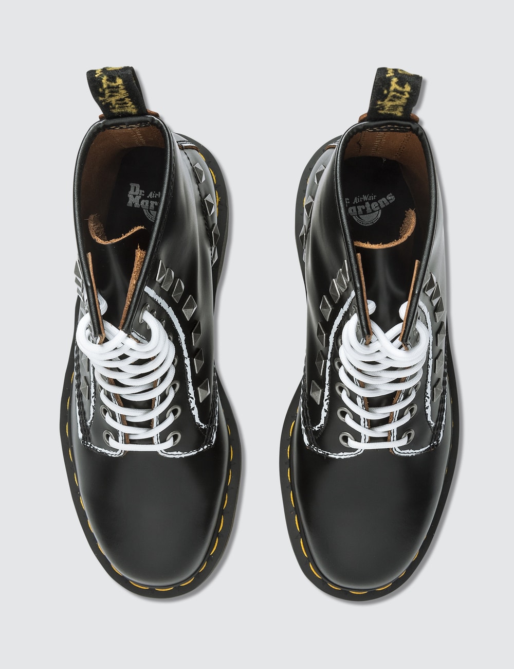 Dr. Martens - 1460 Stud | HBX