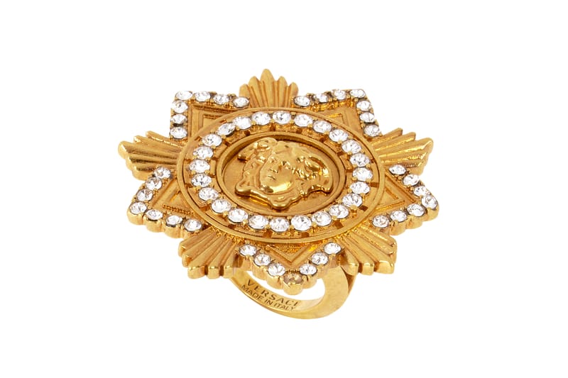 Versace Cruise 2020 Lookbook Is Cowboy Themed | Hypebae