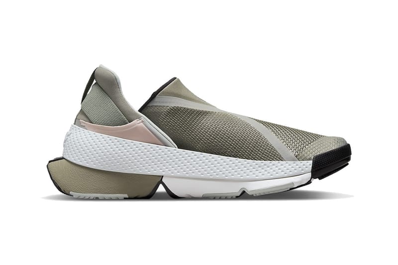 60 Sneakers Approved by K-Pop Group NewJeans | Hypebae