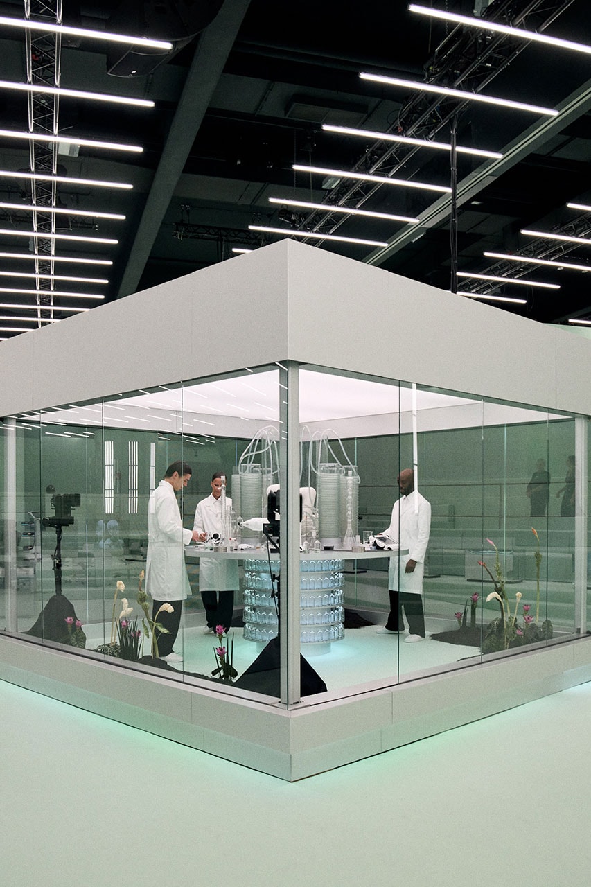 BOSS FW23: Robots, Techwear and Gigi Hadid | Hypebae