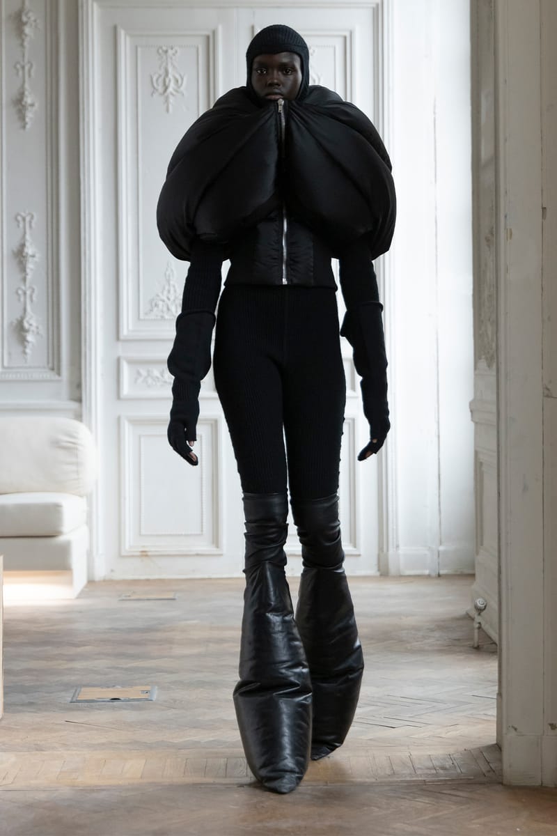 Leather, Latex and Chains Trend on FW24 Runways | Hypebae