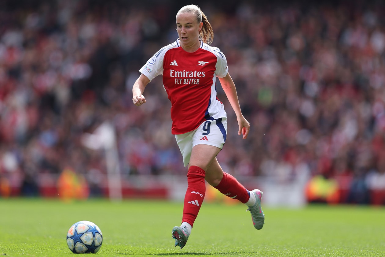 16 of the Best Female Football Players To Know | Hypebae