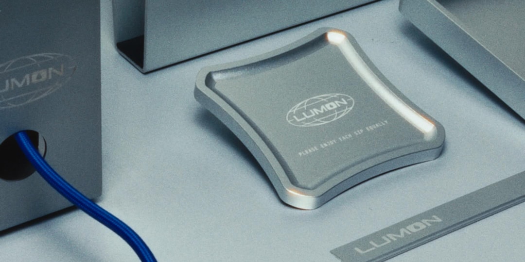 Conjunto de Material de Escritório Lumon da Blanked Studios Severance ...