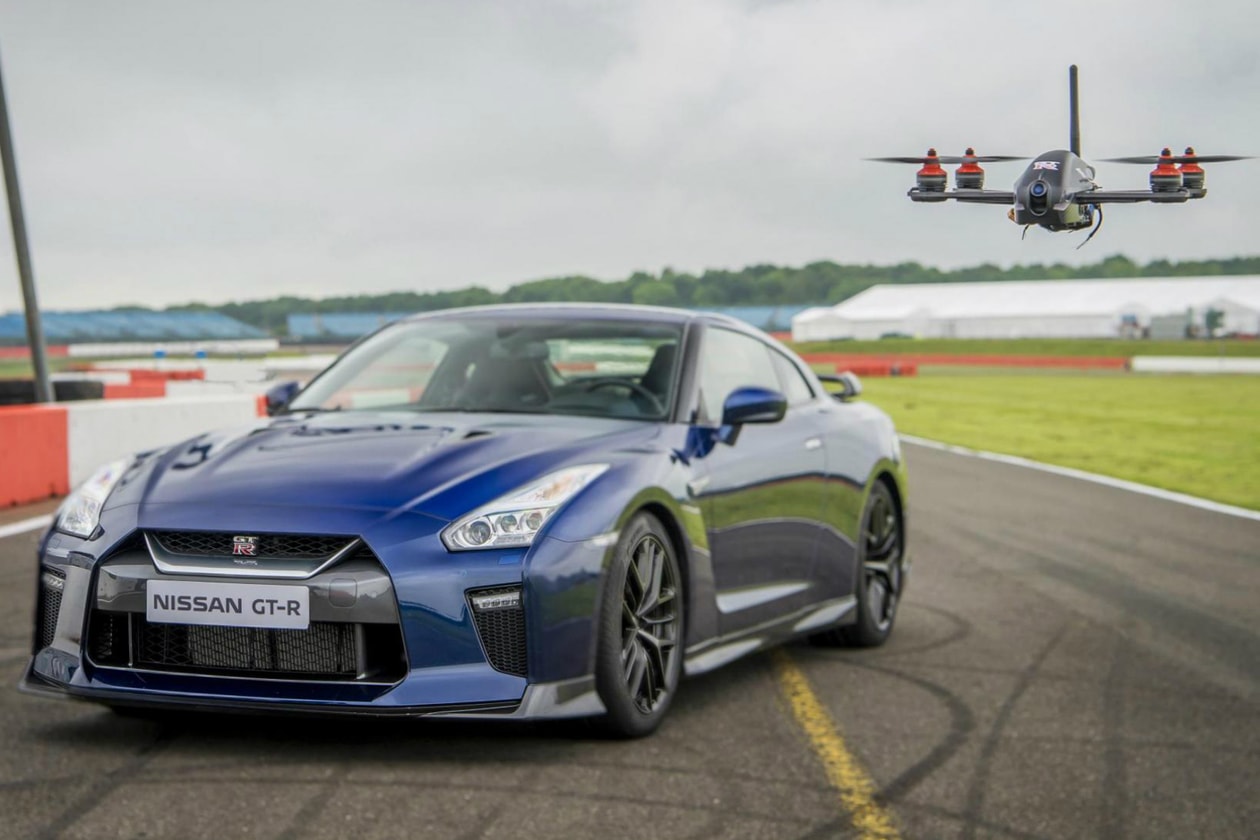 最強對決！Nissan GT-R 跑車大戰 GT-R Drone 無人機 | Hypebeast