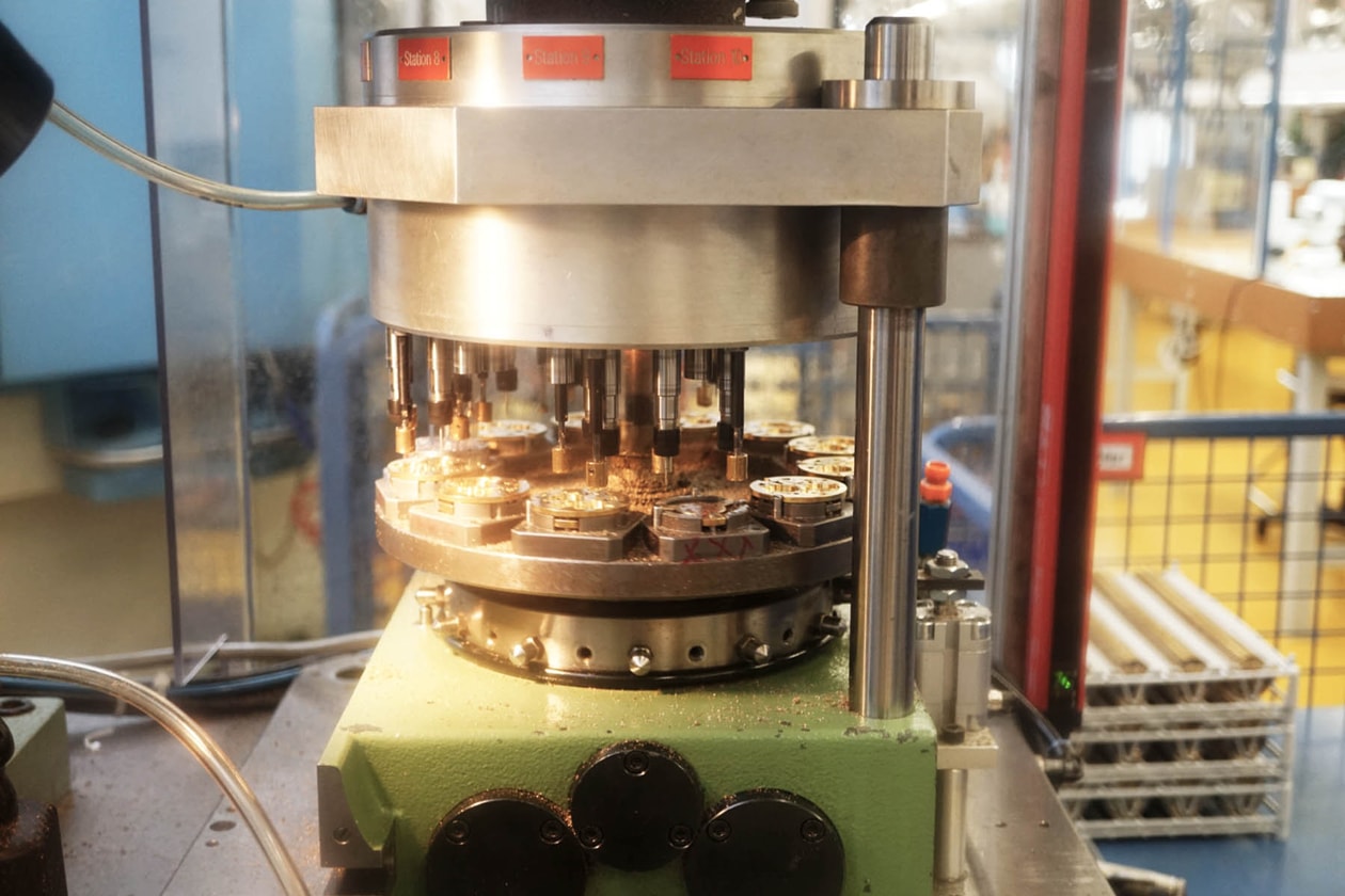 走进瑞士制表摇篮地区内的 La Joux-Perret | Hypebeast