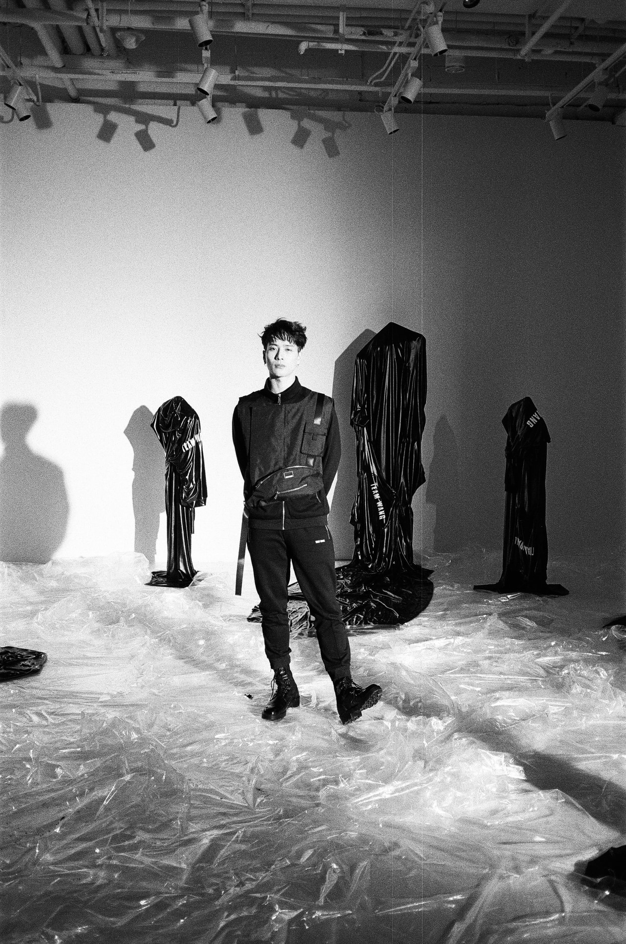 在首个系列正式登场之前，王嘉尔携 TEAM WANG 创始成员与我们剖析品牌故事及创作理念 | Hypebeast