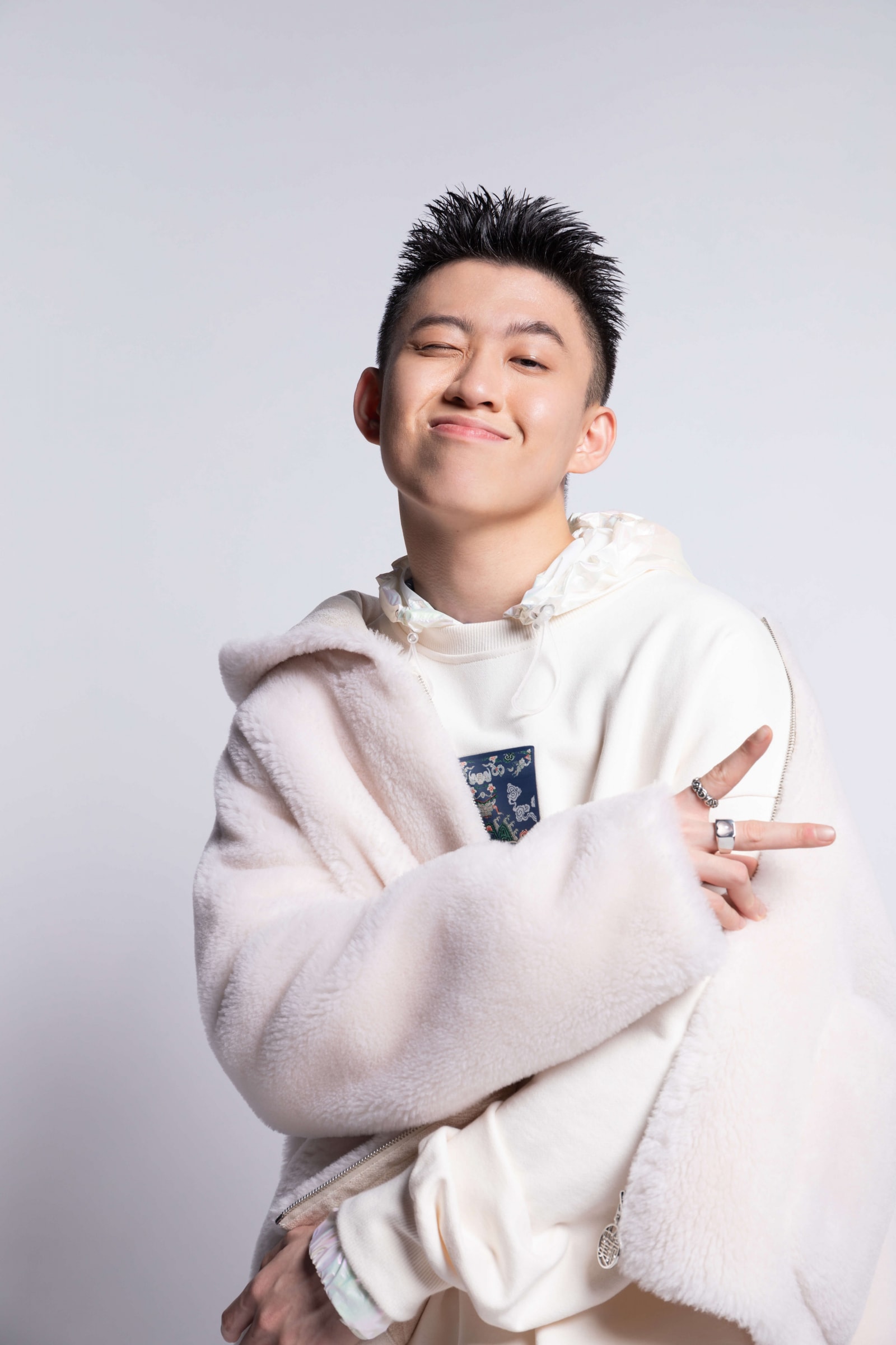 Rich Brian 出演美特斯邦威的中华美邦系列概念大片-CFW服装展会网