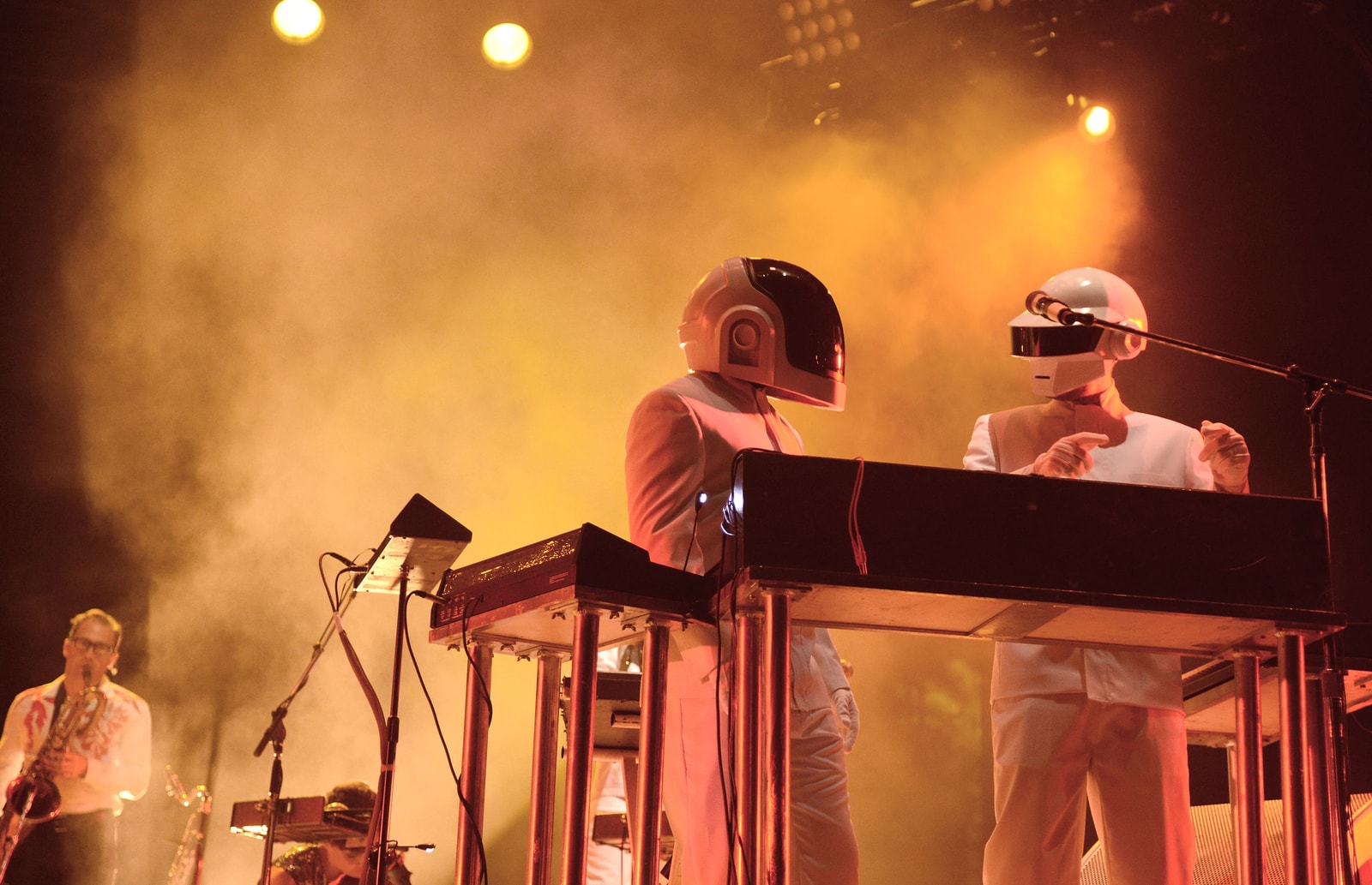 在 Daft Punk 最后的这张专辑中，他们如何用 40 年前的方法创作 Disco？ | Hypebeast