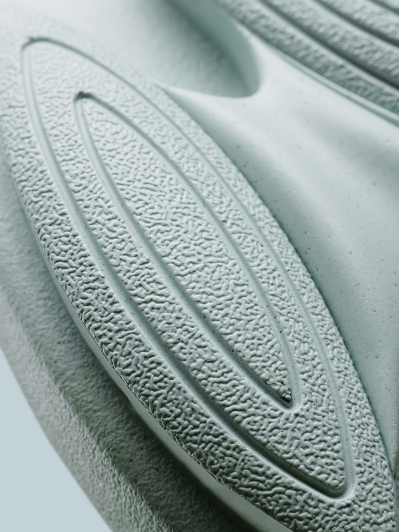 来自 EQLZ® 的球鞋奇想，何以构筑「未来球鞋」新范式？ | Hypebeast