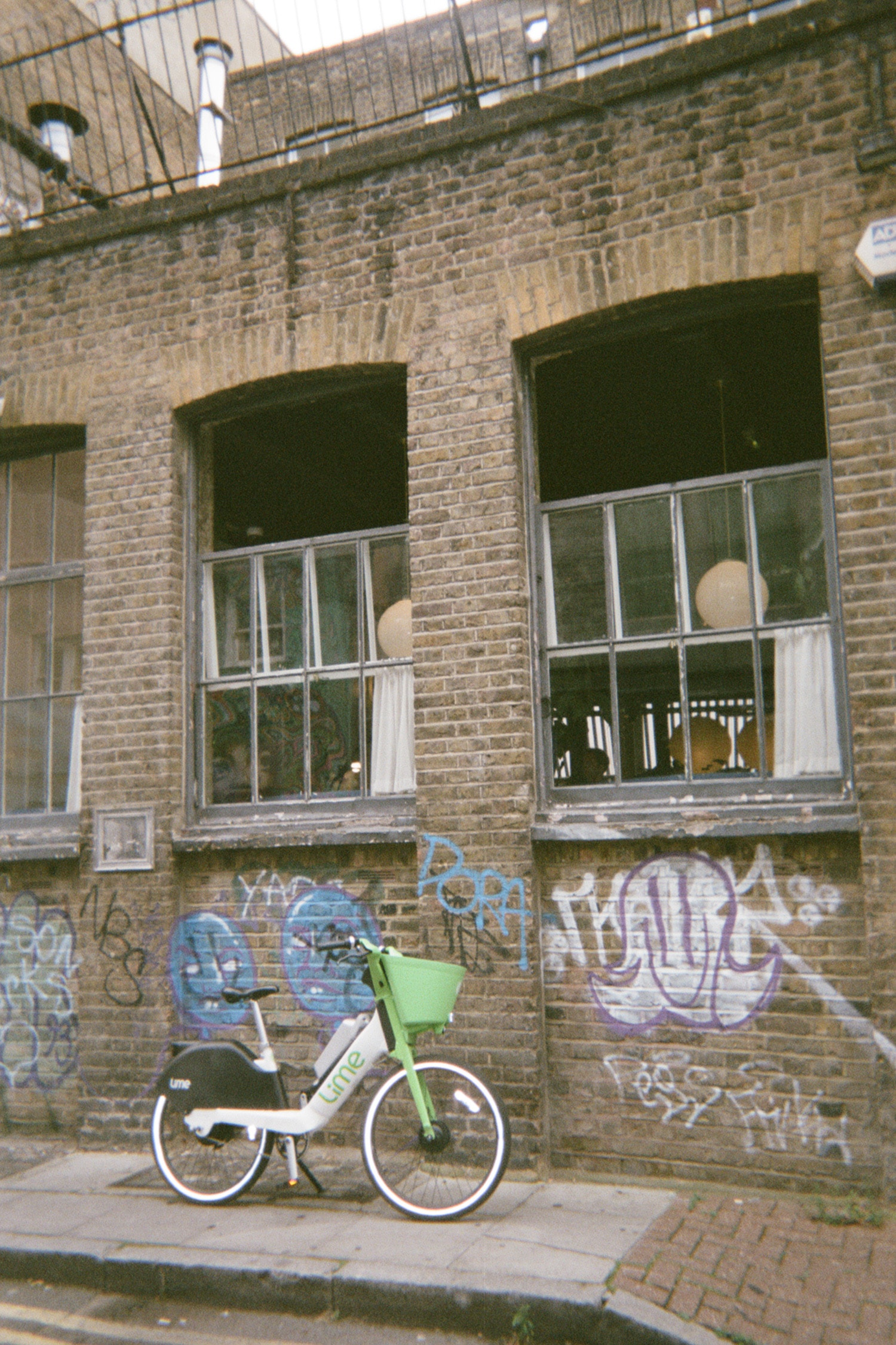 Manual Exposure: 音乐人 Chace 镜头下的 Creamfields 首演幕后与旅居生活 | Hypebeast