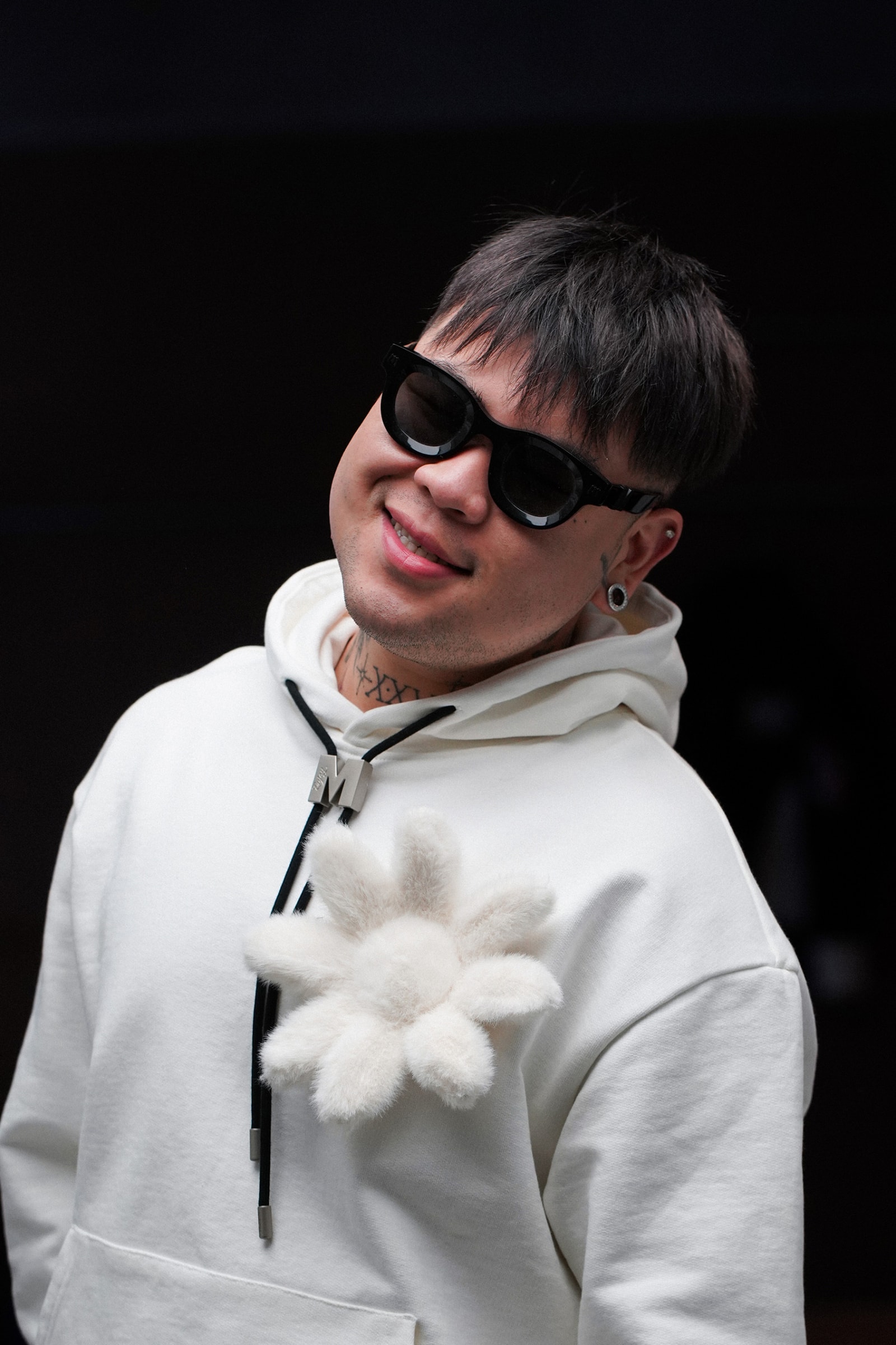 新专辑歌词不够用心？Flow 不够舒服？看 KnowKnow 如何回应歌迷评价 | Hypebeast