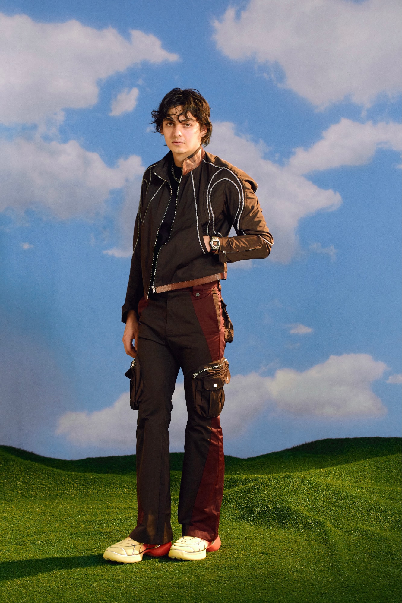 延续「胶囊壳」设计理念，G-SHOCK 发布新款 G-B001 | Hypebeast