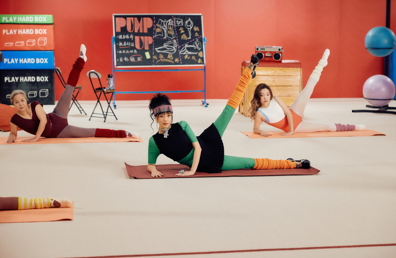 音乐人朱婧汐Akini Jing 分享新歌《Pump Up》创作故事及近期生活 | Hypebeast