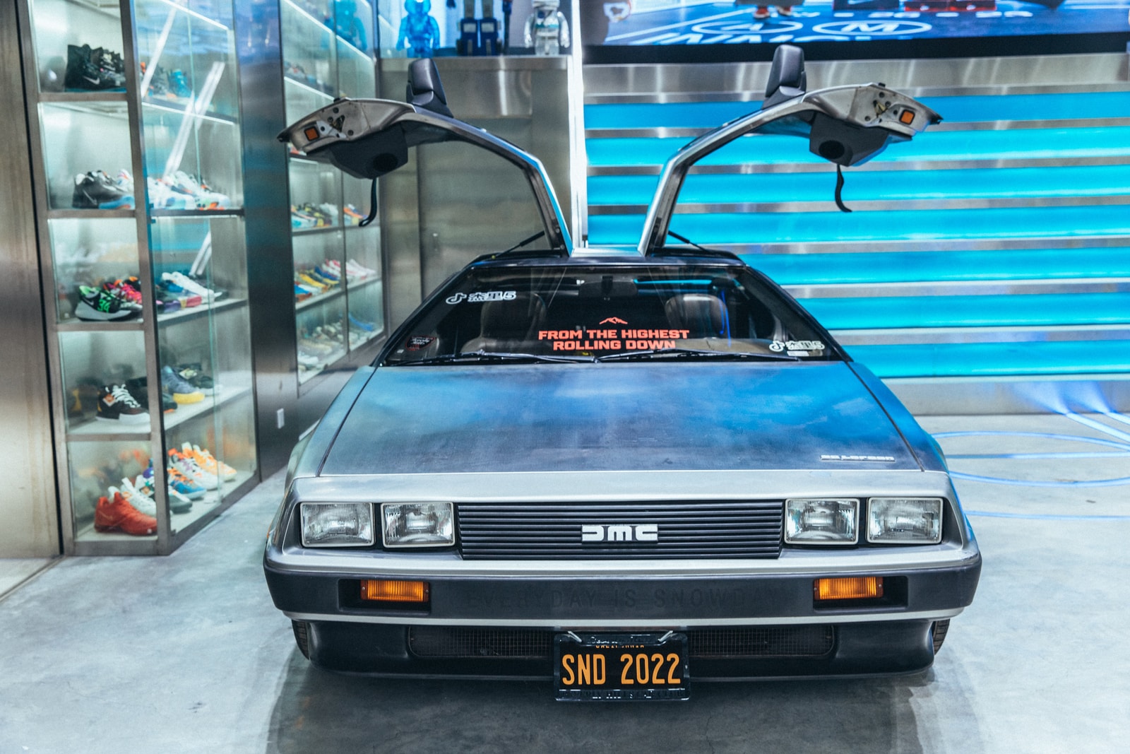 SneakerCon partner Jerry shared LeBron's autograph collection and DMC ...