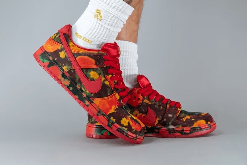 率先上脚经典童话《Wizard of Oz 绿野仙踪》x Nike SB Dunk Low 最新联名鞋款 | Hypebeast