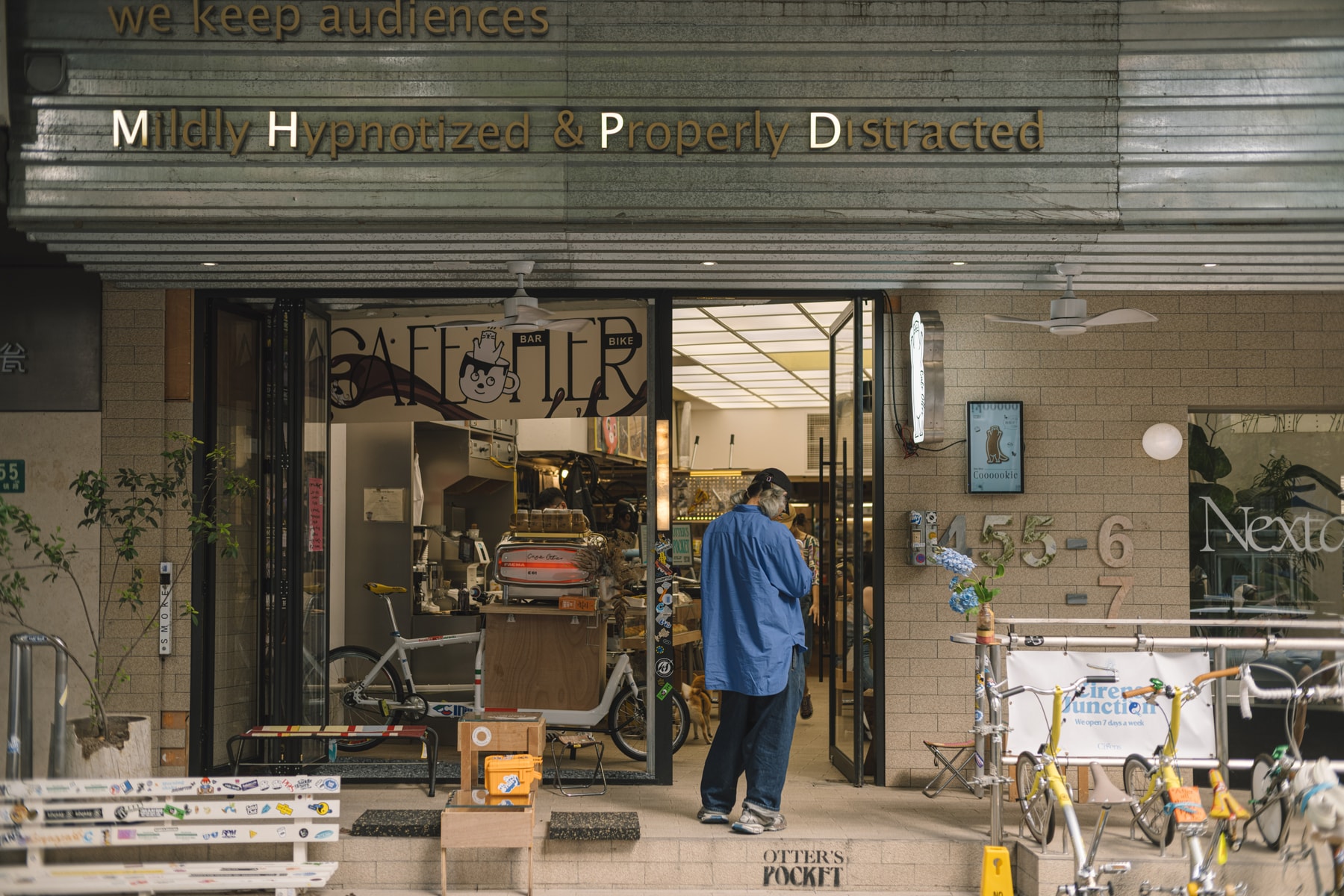 Hypebeast Visits: 走进 MHPD 设计工作室主理人 Paul Hsu 无限变幻的创意空间 | Hypebeast