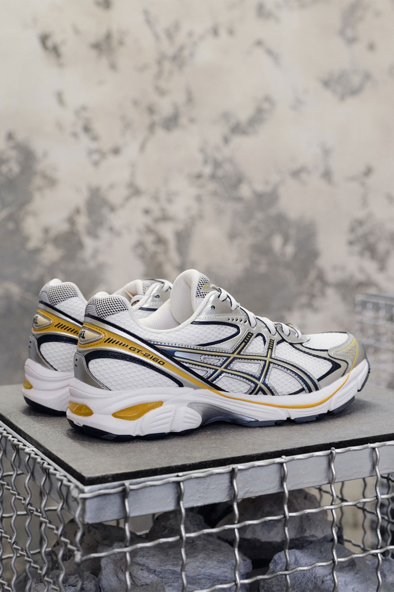 ASICS Celebrates Stefon Diggs Ambassadorship With Sneaker Installation ...