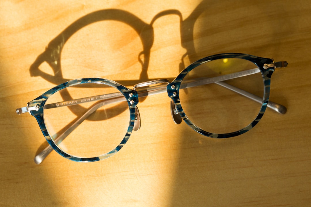 the WAREHOUSE optical x STEADY 聯名中金復古「STD-16MT」鏡架登場 | Hypebeast