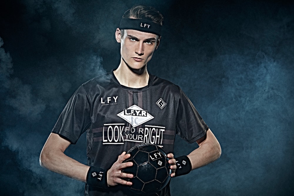 足球愛好者請注意！東京首間足球時裝選賣店「LFY」盛大開幕 | Hypebeast