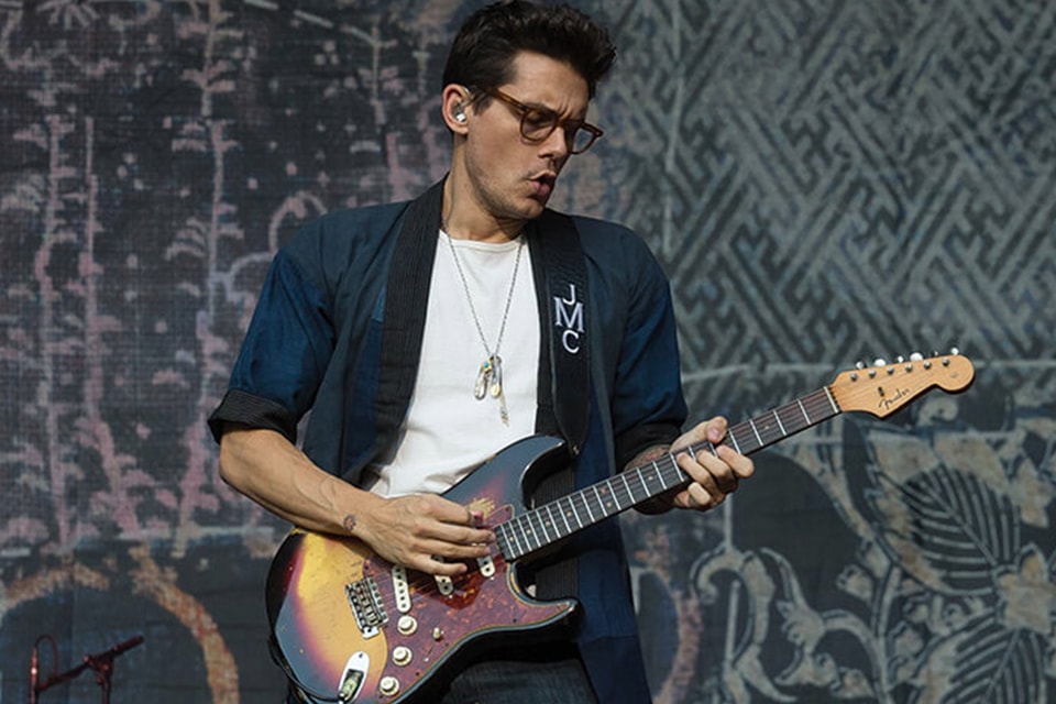 John Mayer 再度以 DIY 手法從 YEEZY Season 4 Military Boots 上展現獨特個人風格 | Hypebeast
