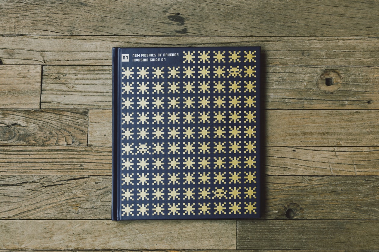 率先欣賞 Invader 全球限量 25 本《New Mosaics of Ravenna》 | Hypebeast