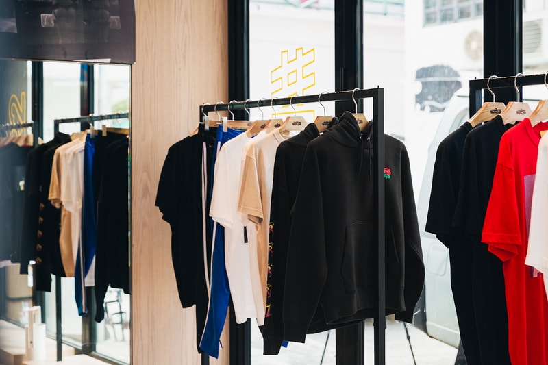 走進 Fxxking Rabbits 香港首次的期間限定店 | Hypebeast