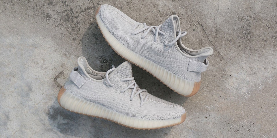 率先近賞 adidas Originals YEEZY BOOST 350 V2 全新「Sesame」配色 | Hypebeast