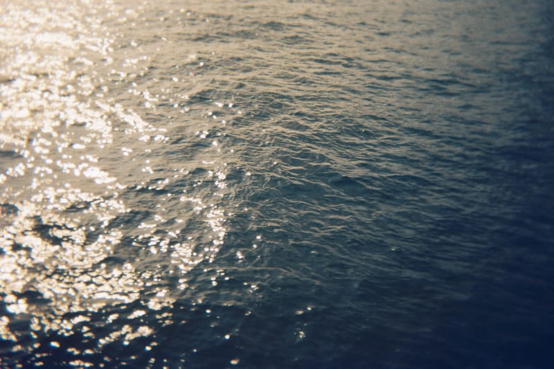 可昭日月－NINM Lab x KONO! 推出别注「I'M FINE」菲林相机 | Hypebeast