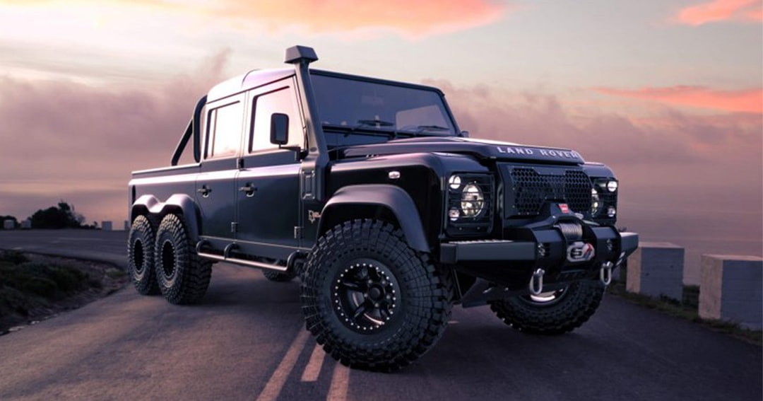 Classic Overland 打造 Land Rover Defender 6x6「Black Mamba」改裝車型 | Hypebeast