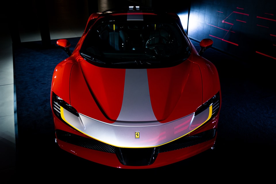 HYPEBEAST 近賞－Ferrari 史上最強混能超跑 SF90 Stradale 正式抵港 | Hypebeast