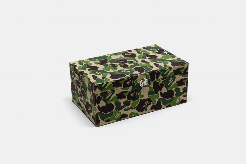 Day 01：送出 A Bathing Ape 紫砂茶具組 | Hypebeast