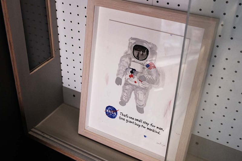 TRIP INTO THE WORLD・日本插畫家 Naijel Graph 淺談香港期間插畫展 | Hypebeast