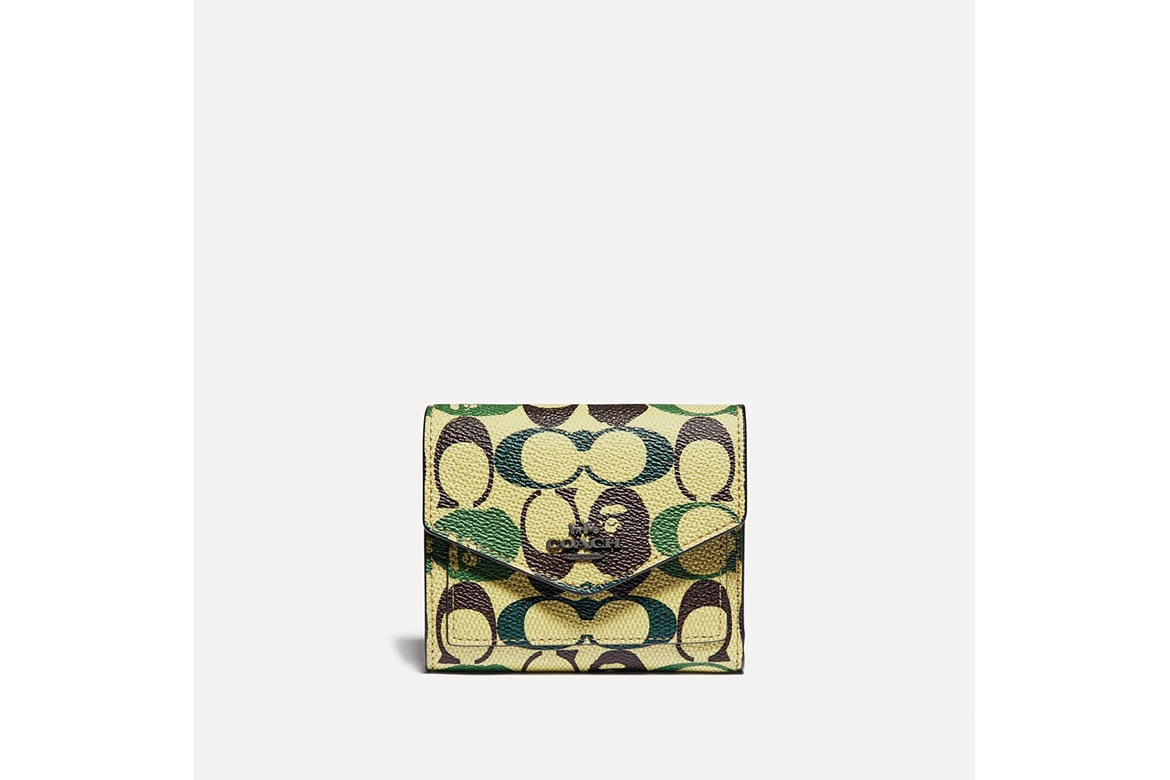 A BATHING APE® x Coach 最新聯乘系列完整揭露 | Hypebeast