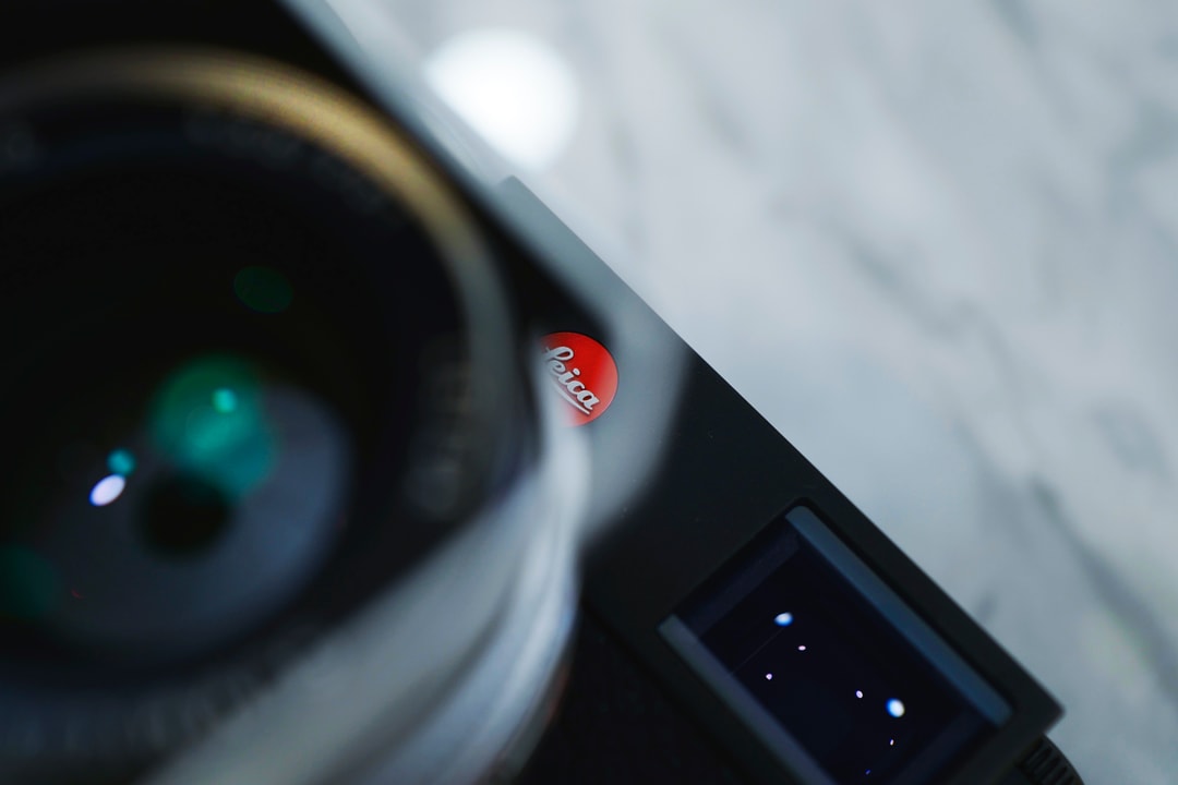 HYPEBEAST 先行近賞全新 Leica M10-R 相機 | Hypebeast