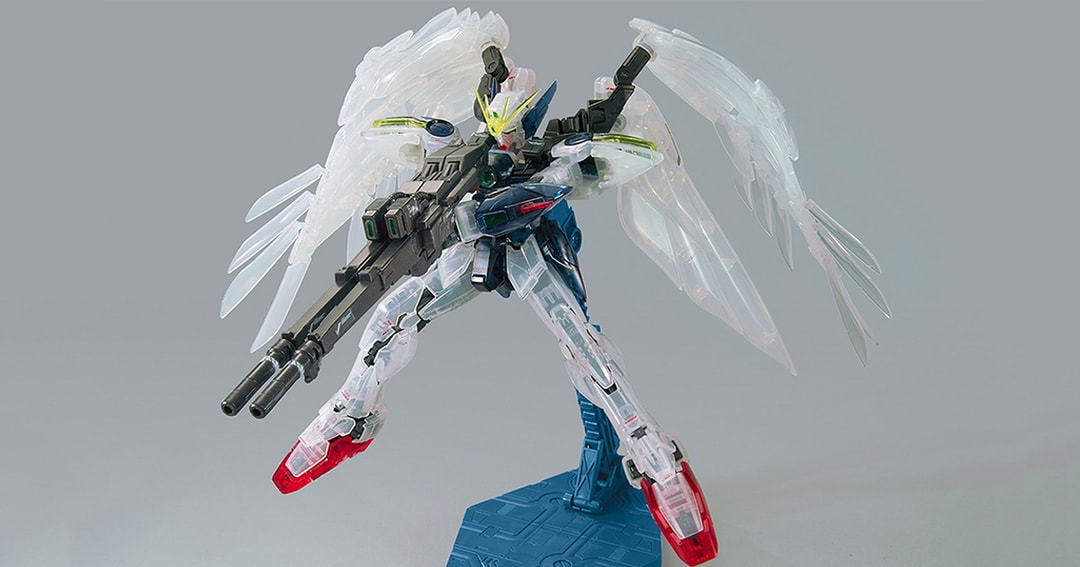 Premium Bandai 推出全新半透明物料 GUNPLA 系列模型 | Hypebeast