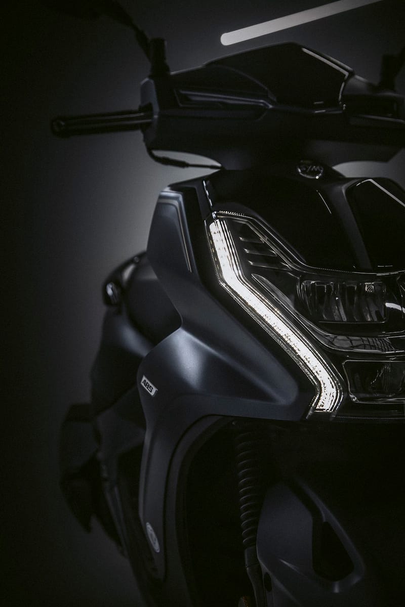 光影下之鳳凰輝映 SYM FNX 彰顯你的氣宇非凡 | Hypebeast