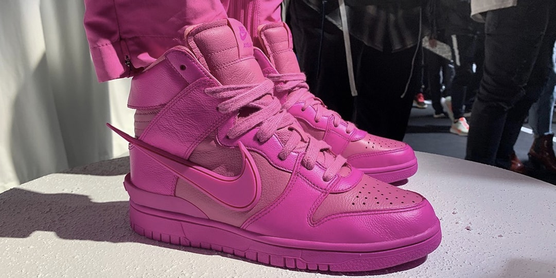AMBUSH x Nike Dunk High 最新聯名粉色鞋款發售日期率先曝光 | Hypebeast