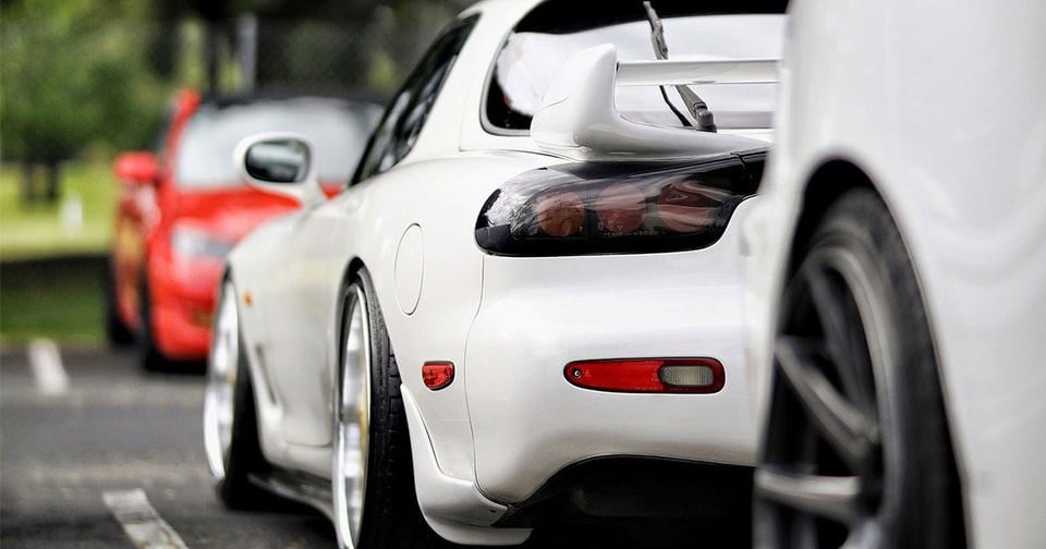 Mazda 宣佈正式開放 RX-7、MX-5 Miata 經典車款修復計畫 | Hypebeast