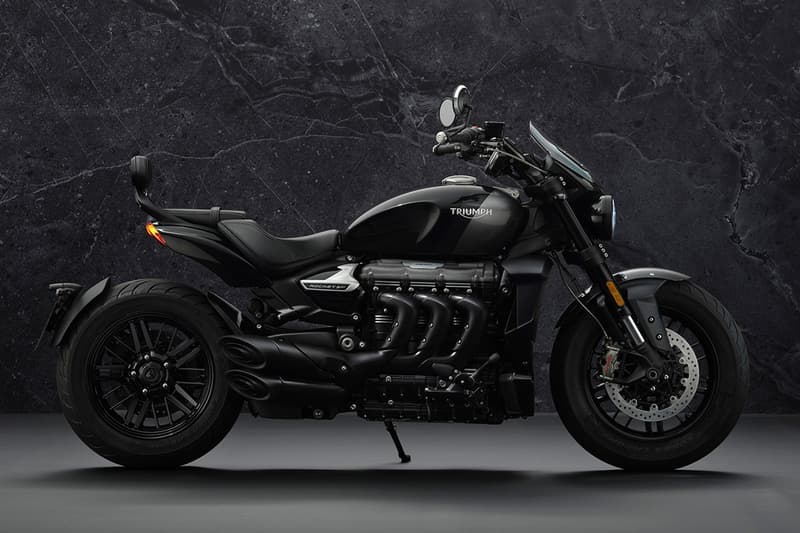 Triumph 正式發表全新 Rocket 3 R、Rocket 3 GT 別注黑魂車型 | Hypebeast